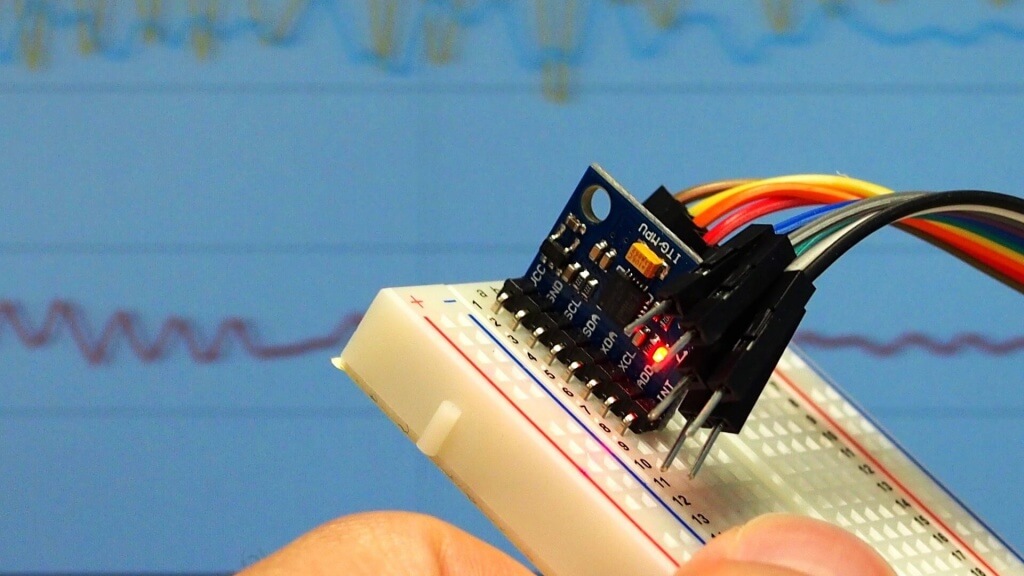 樹莓派 Raspberry Pi 使用 Node.js 與 WebSocket 呈現即時性的 MPU-6050 感測器資料 – G. T. Wang
