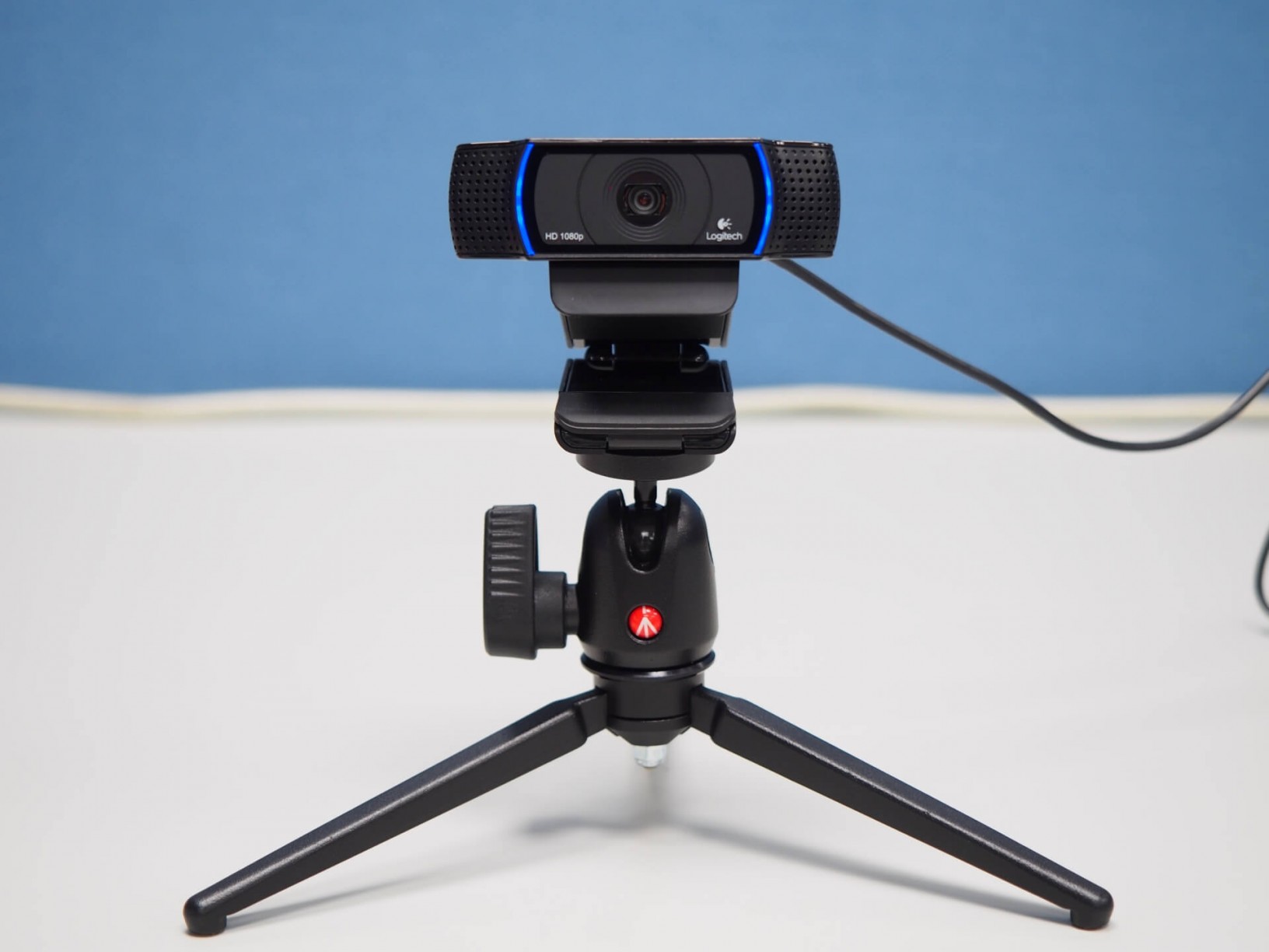 [開箱] 羅技 Logitech C920R HD PRO 網路攝影機 – G. T. Wang