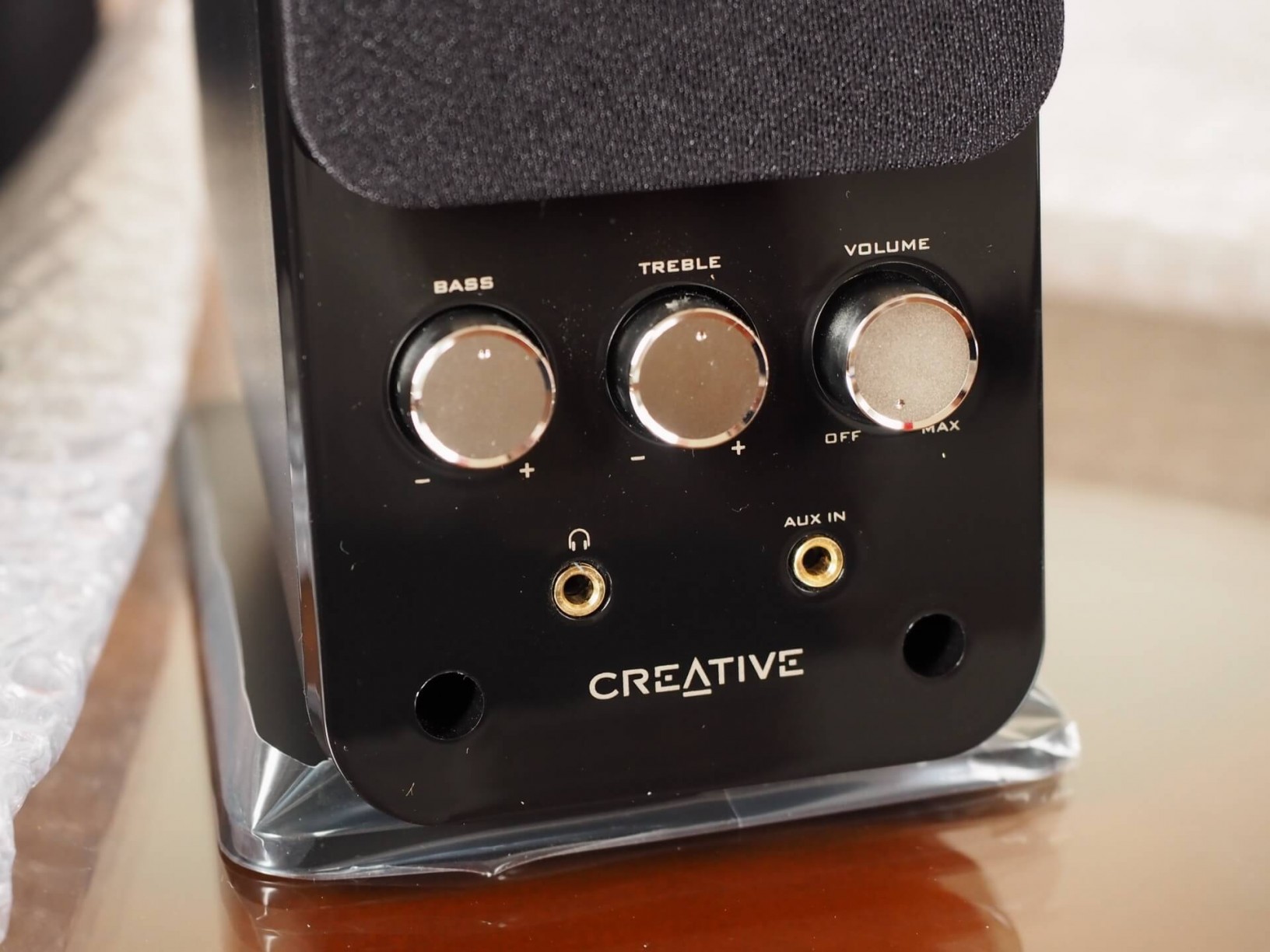 [開箱] Creative GigaWorks T40 Series II 喇叭 – G. T. Wang