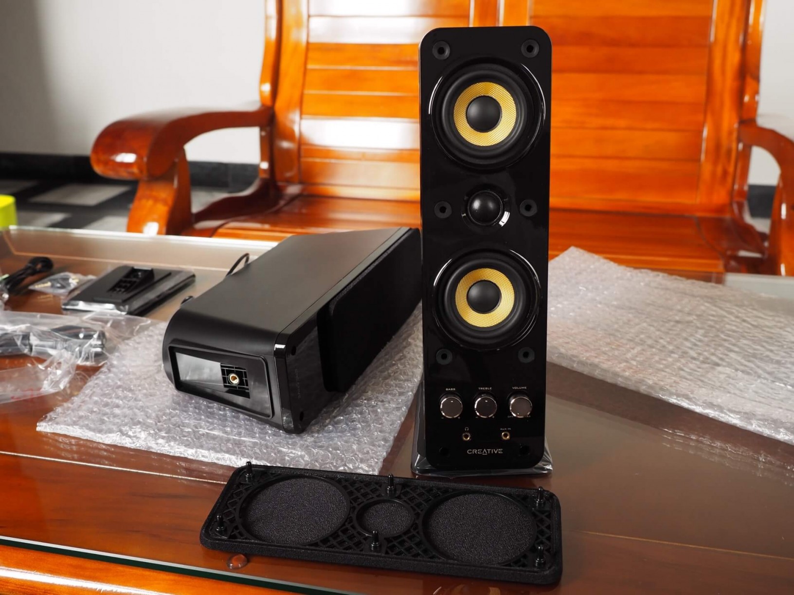 [開箱] Creative GigaWorks T40 Series II 喇叭 – G. T. Wang