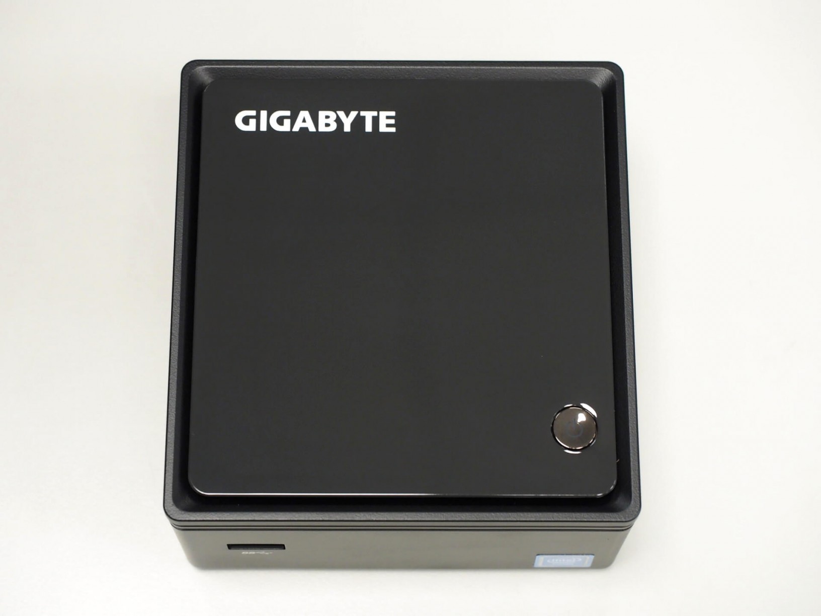 [開箱] 技嘉 GIGABYTE GB-BXBT-2807 迷你準系統 – G. T. Wang