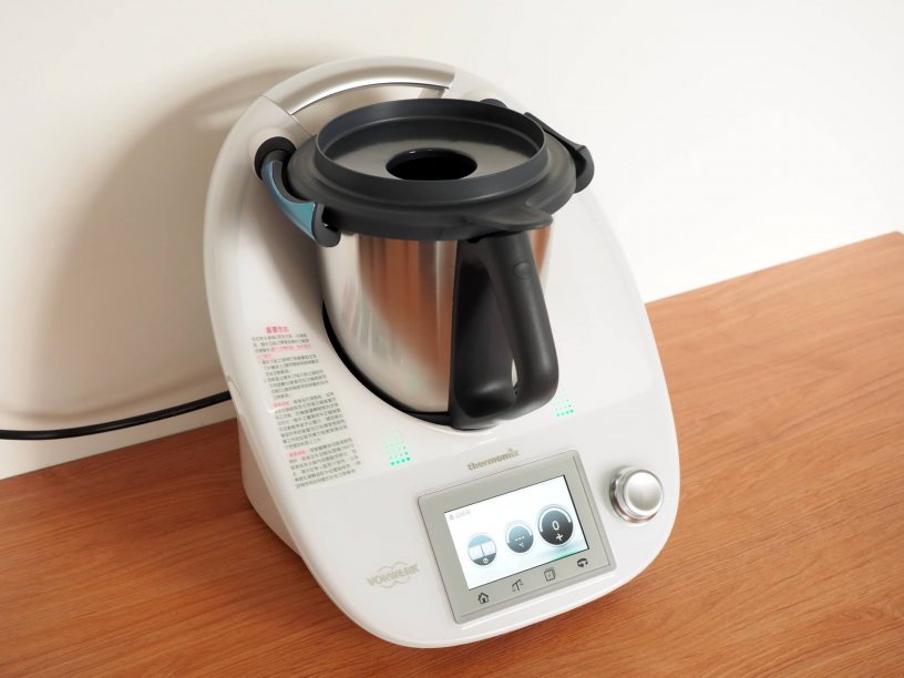 [開箱] 德國美善品 Thermomix TM5 多功能料理機 - G. T. Wang